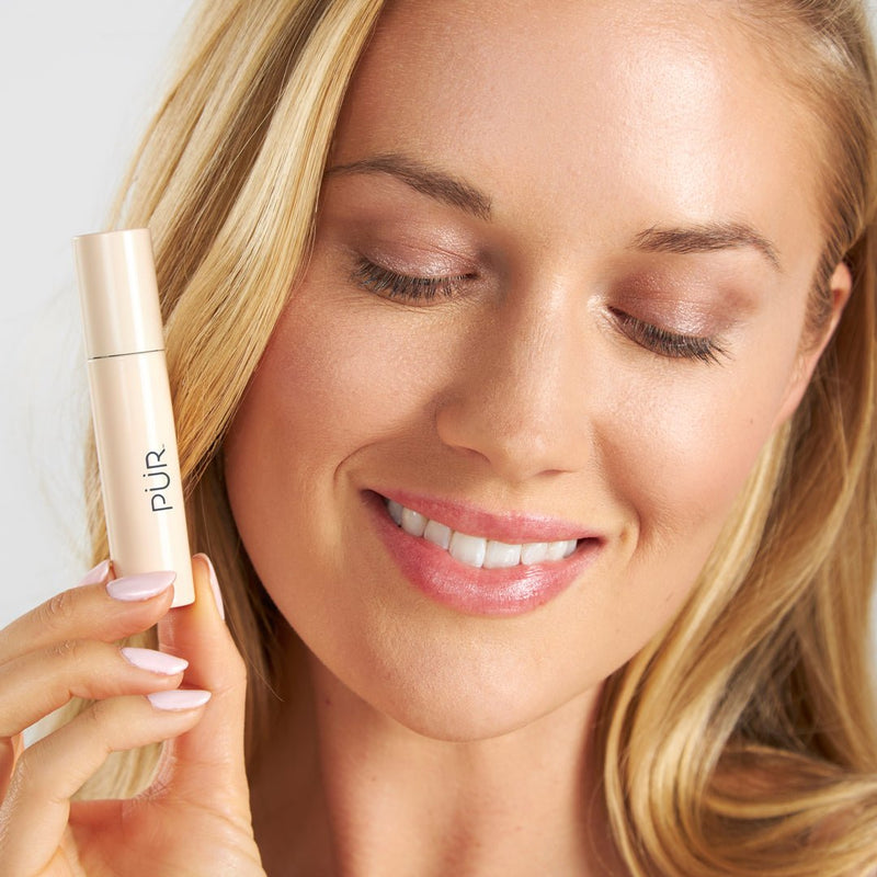 How to Get Shimmering Eye Makeup with Skincare-Infused Benefits with O